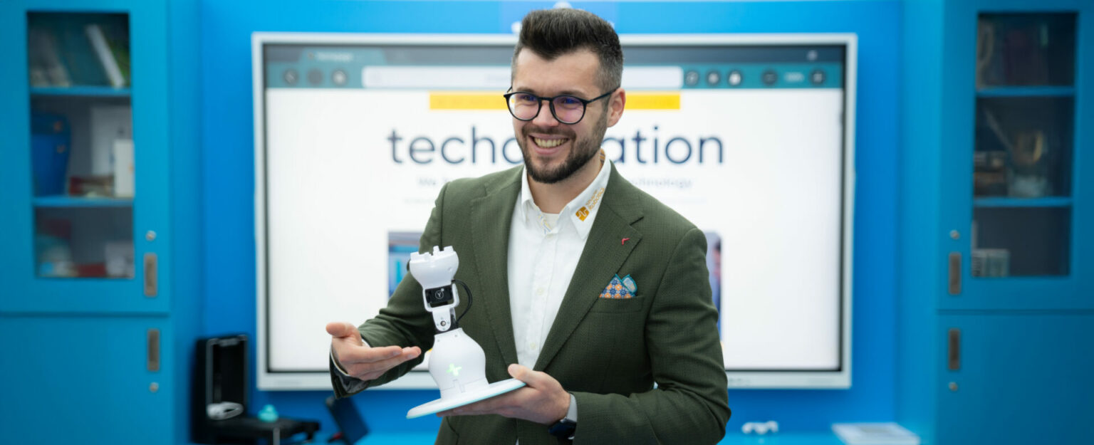 Press Kit – Shape Robotics